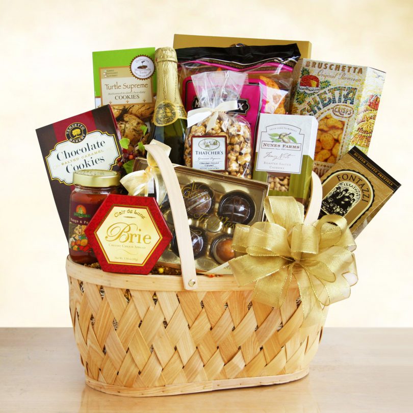 10 Useful Gift Ideas for New Moms - FNP Singapore
