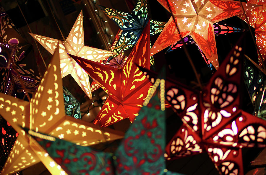 Best Diwali Ideas to Lighten Up the Festive Season - FNP Singapore